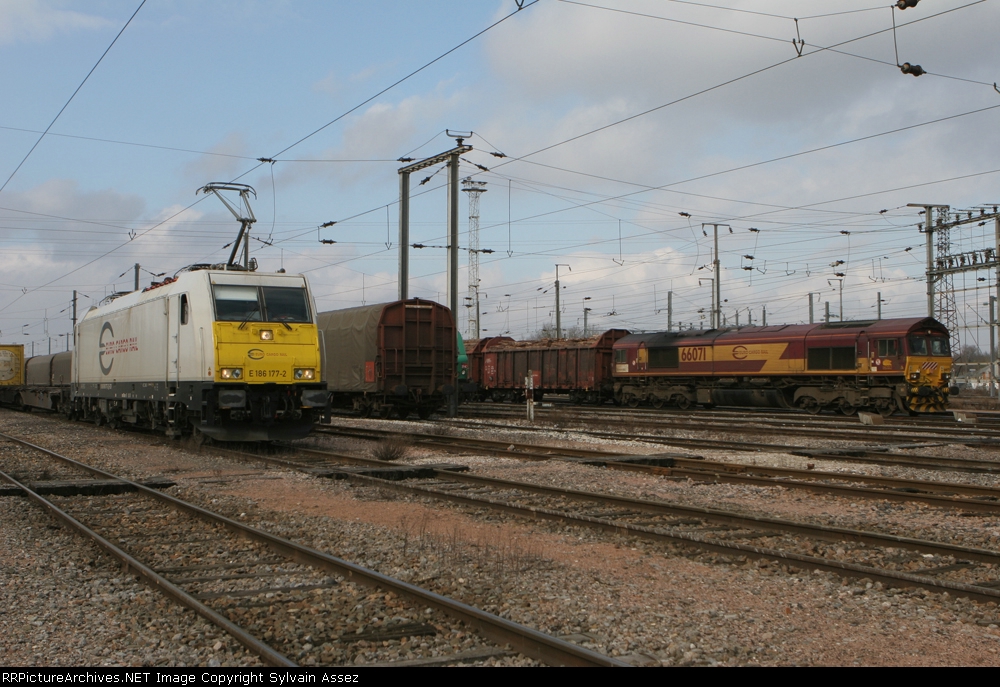 ECR E 186 177-2. 66071